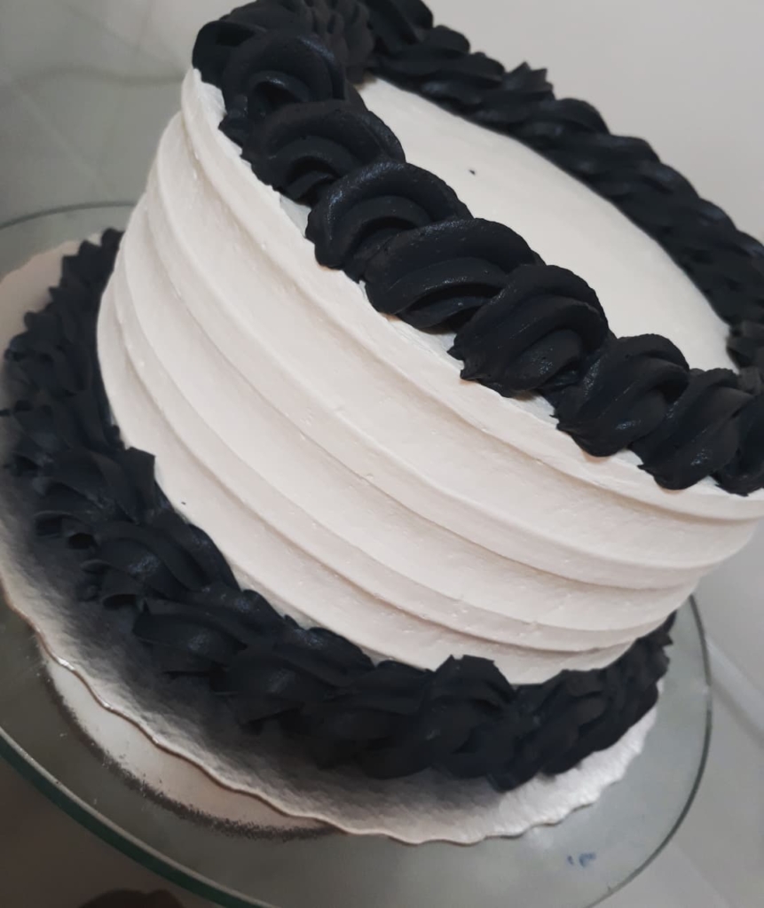 bolo-chic – Bolos da Chef – Buffet e Decoração